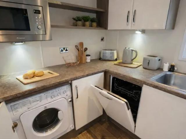 2 bedroom park home for sale