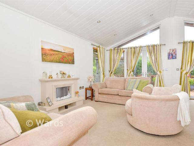 2 bedroom park home for sale