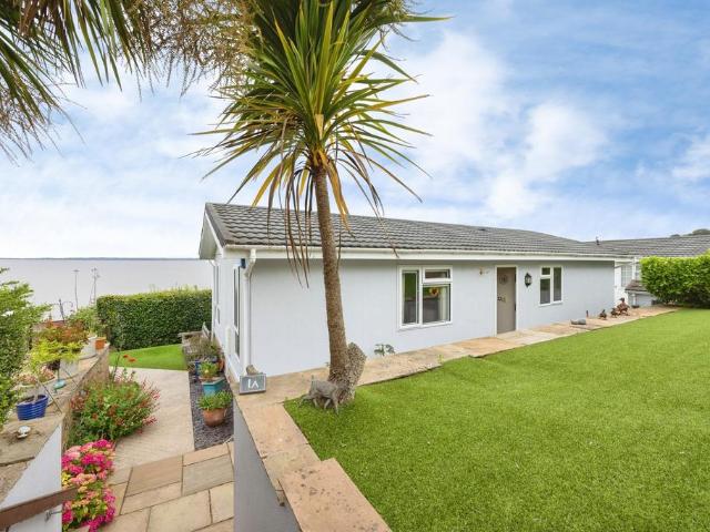 2 bedroom park home for sale