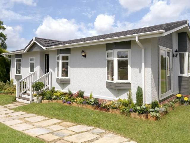 2 bedroom park home for sale