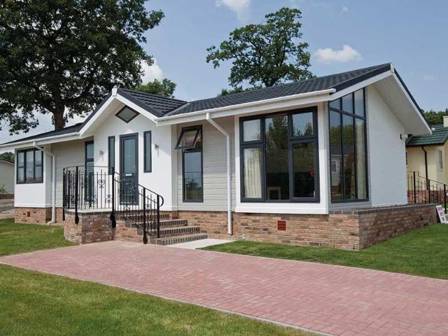 2 bedroom park home for sale