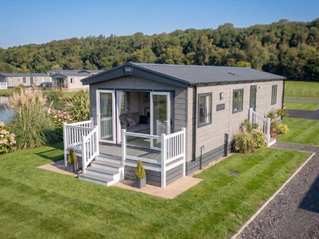 2 bedroom park home for sale