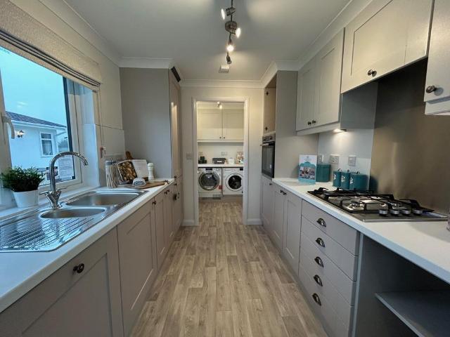 2 bedroom park home for sale