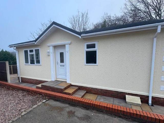 2 bedroom park home for sale