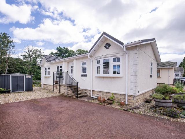 2 bedroom park home for sale