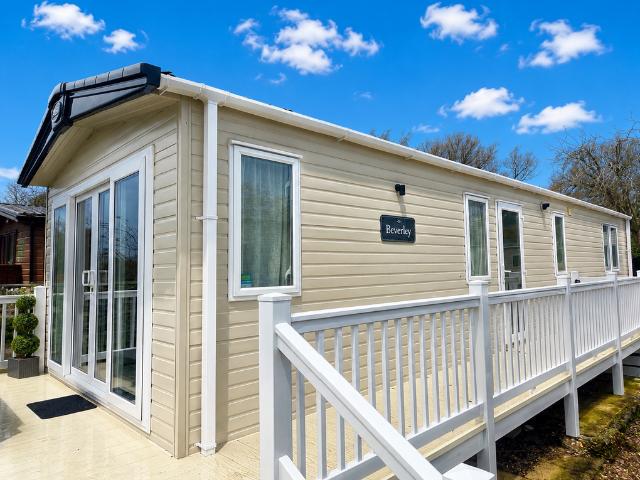 2 bedroom park home for sale