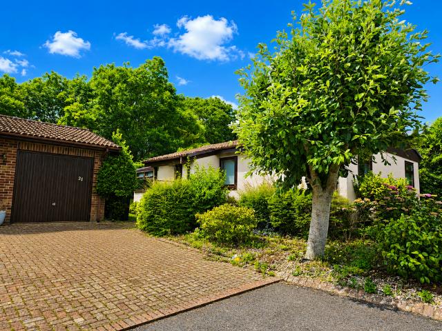 2 bedroom park home for sale