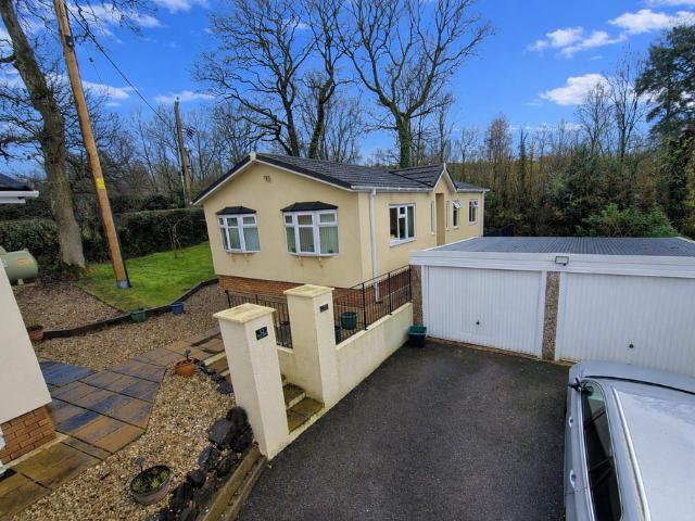 2 bedroom park home for sale