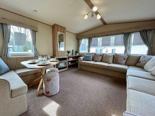 2 bedroom park home for sale