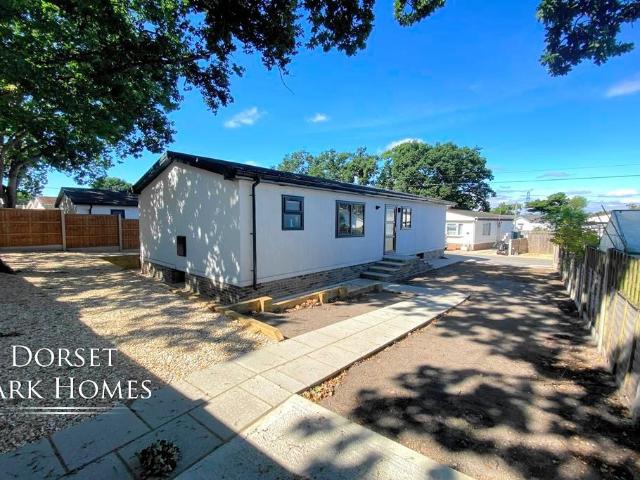 2 bedroom park home for sale