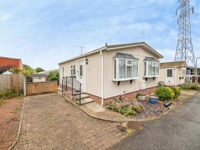 2 bedroom park home for sale