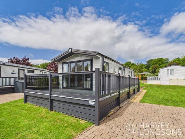 2 bedroom park home for sale