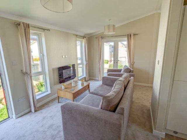 2 bedroom park home for sale
