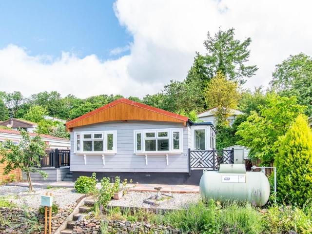 2 bedroom park home for sale
