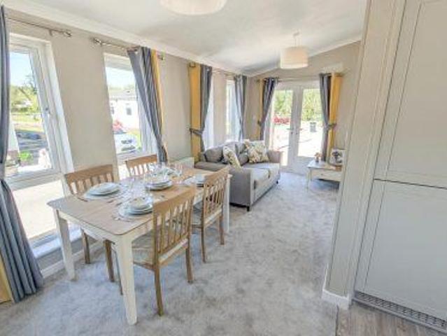 2 bedroom park home for sale