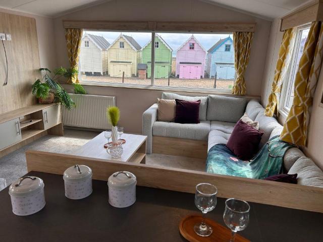 2 bedroom park home for sale