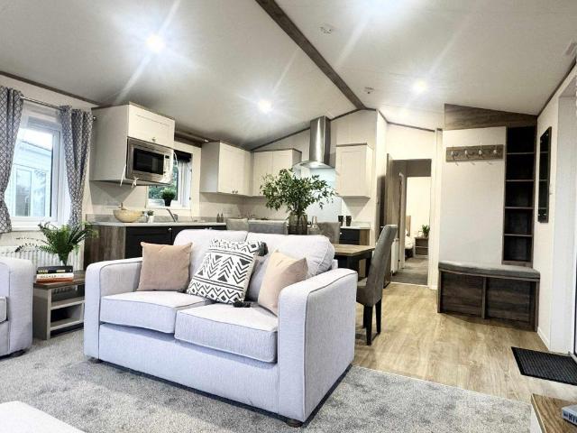 2 bedroom park home for sale
