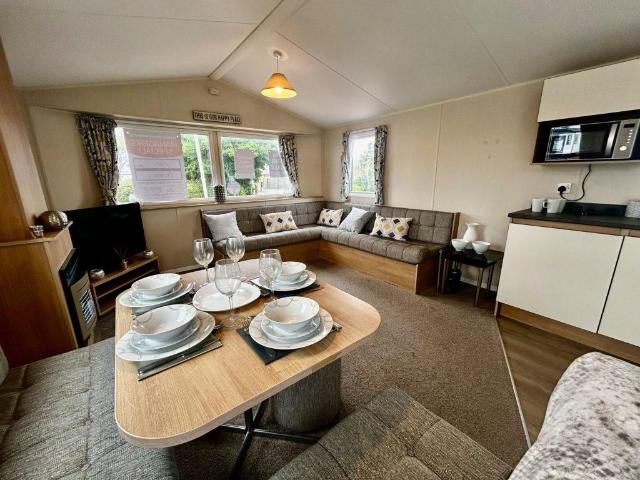 2 bedroom park home for sale