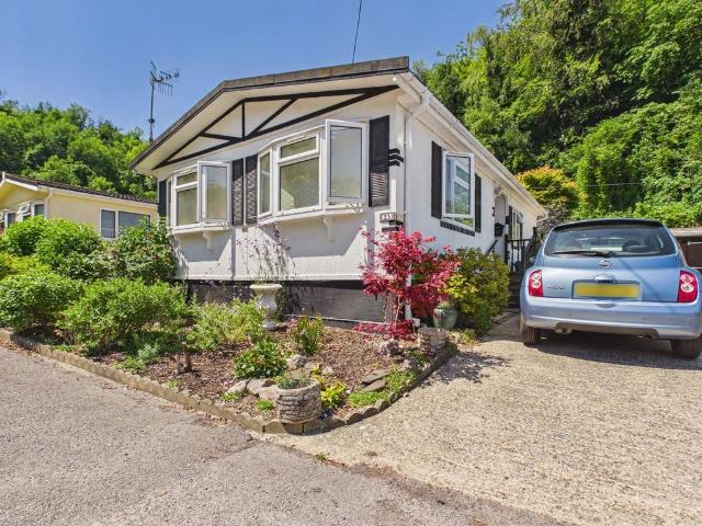 2 bedroom park home for sale
