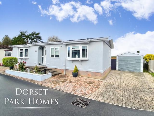 2 bedroom park home for sale
