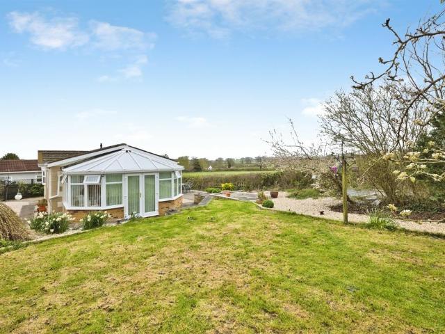 2 bedroom park home for sale