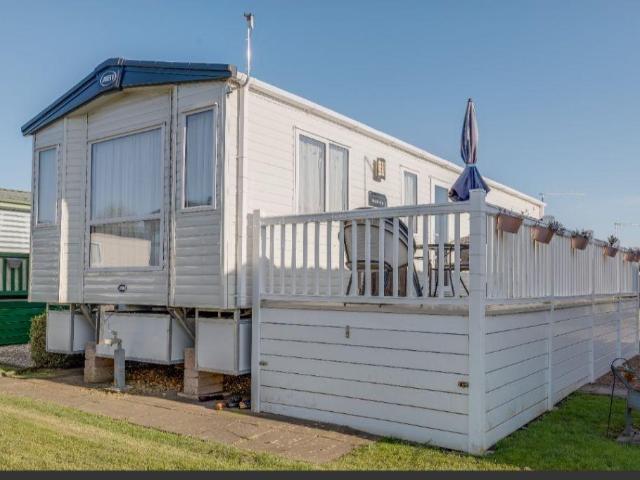 2 bedroom park home for sale