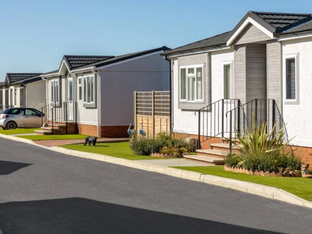 2 bedroom park home for sale