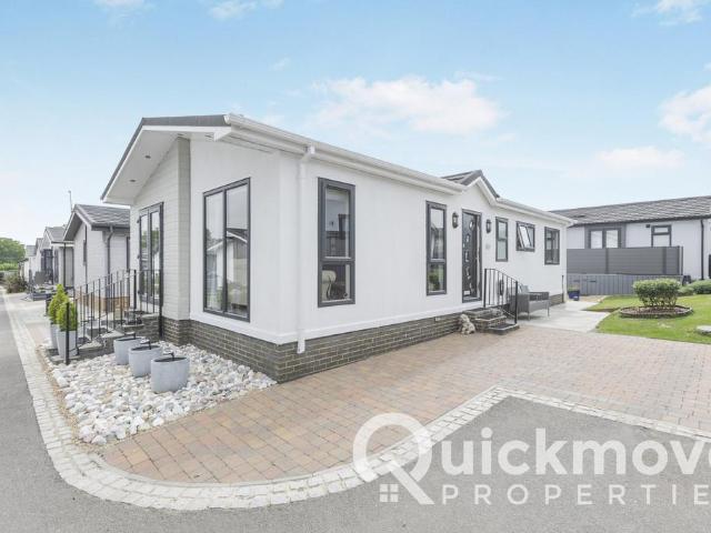 2 bedroom park home for sale