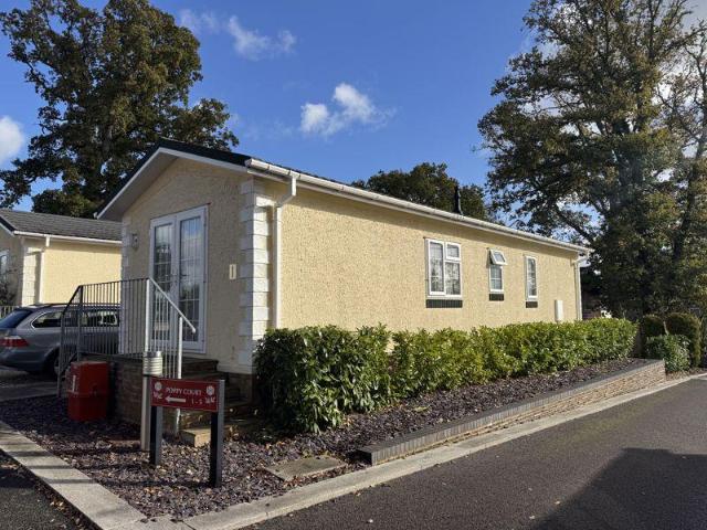 2 bedroom park home for sale