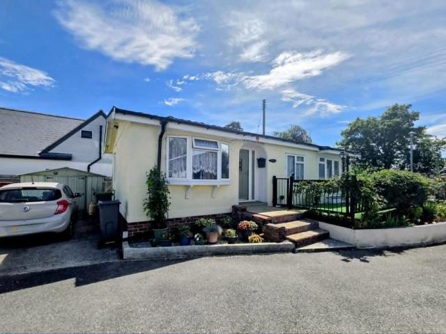 2 bedroom park home for sale