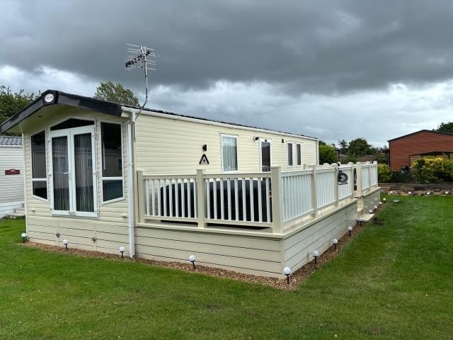 2 bedroom park home for sale