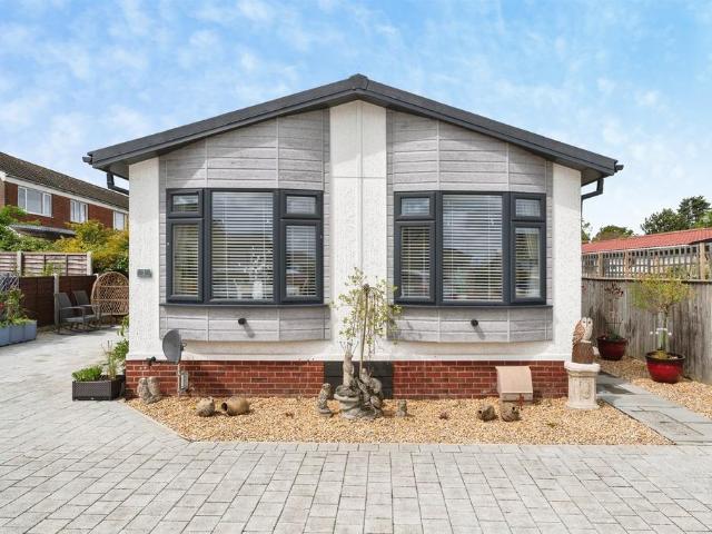 2 bedroom park home for sale