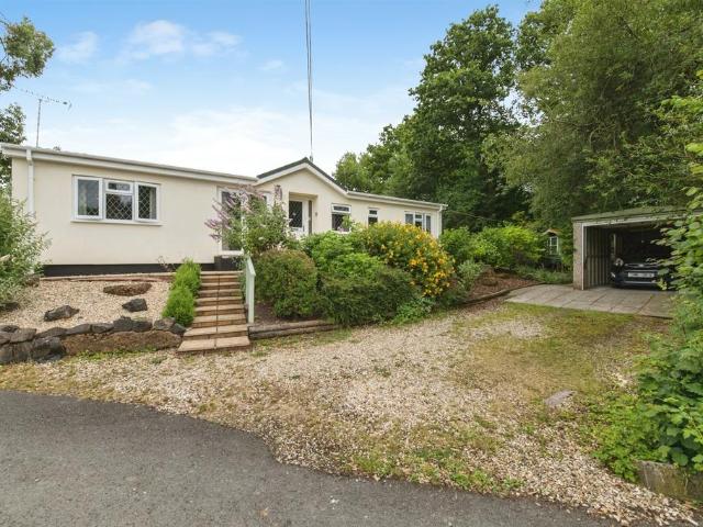2 bedroom park home for sale
