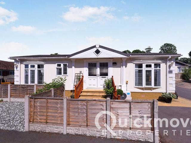 2 bedroom park home for sale