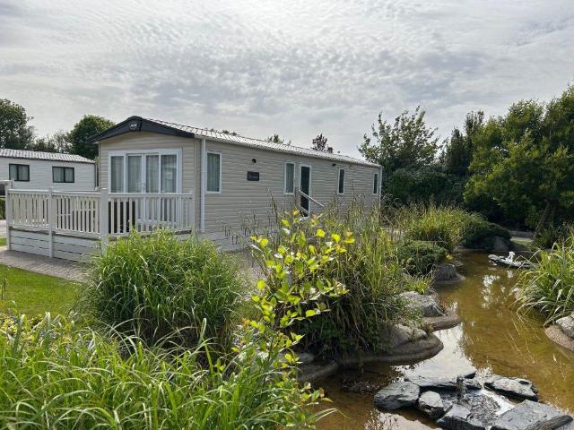 2 bedroom park home for sale