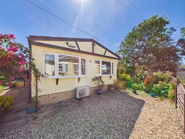 2 bedroom park home for sale