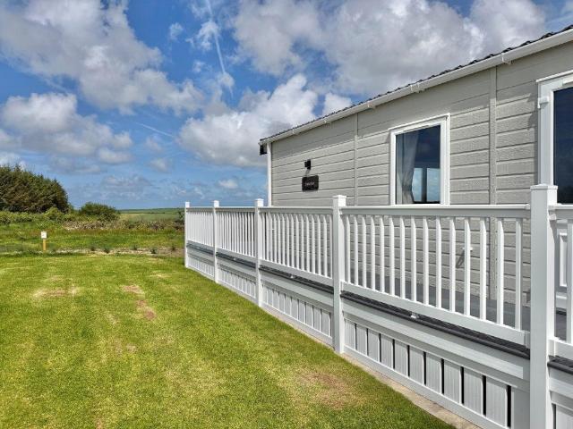2 bedroom park home for sale