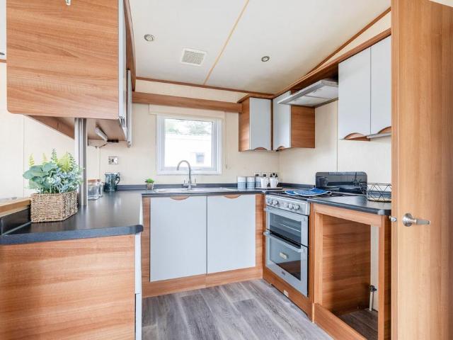 2 bedroom park home for sale