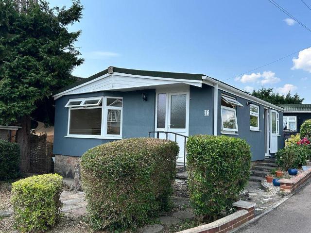 2 bedroom park home for sale
