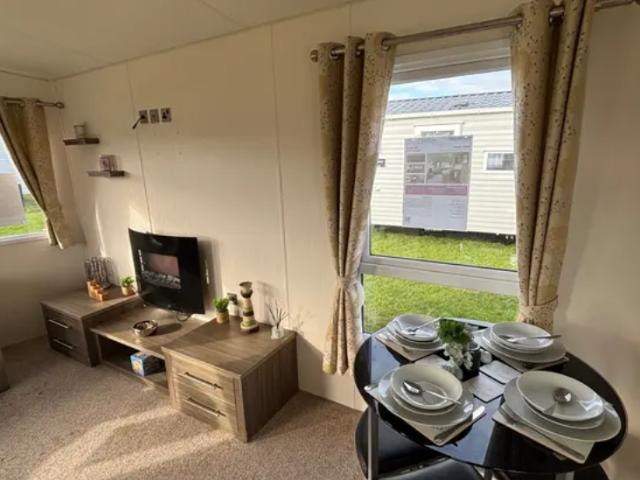 2 bedroom park home for sale