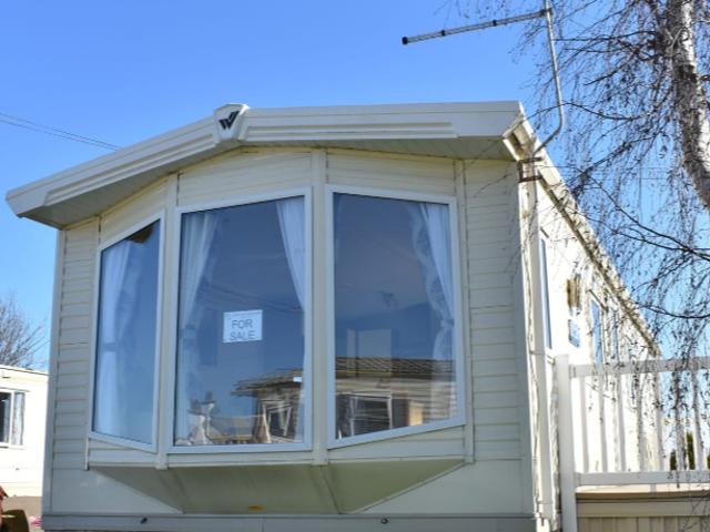 2 bedroom park home for sale