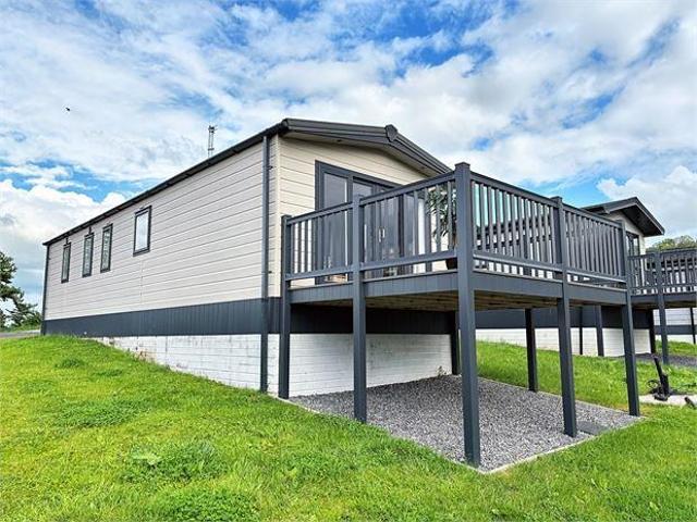 2 bedroom park home for sale
