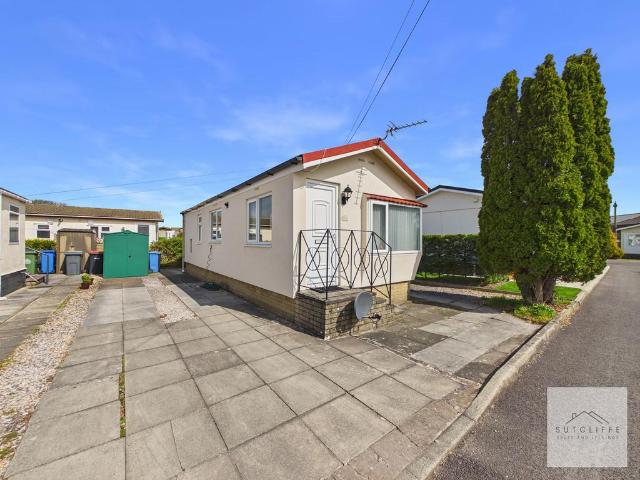 1 bedroom park home for sale