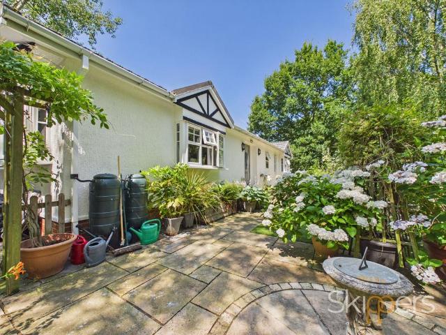 2 bedroom park home for sale