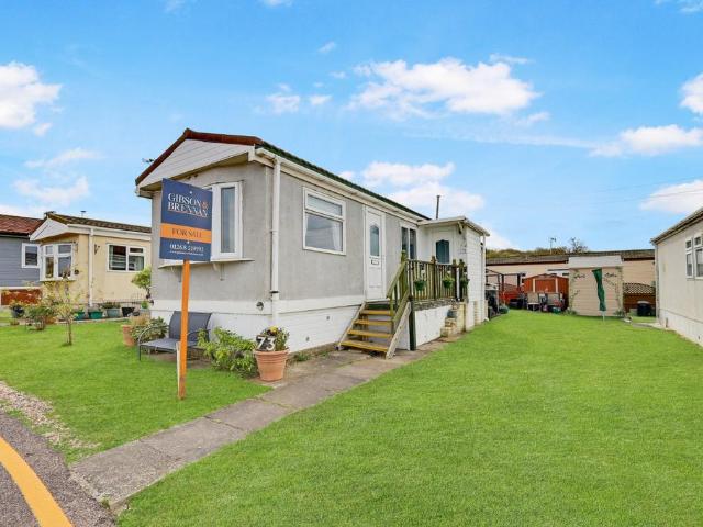 2 bedroom park home for sale