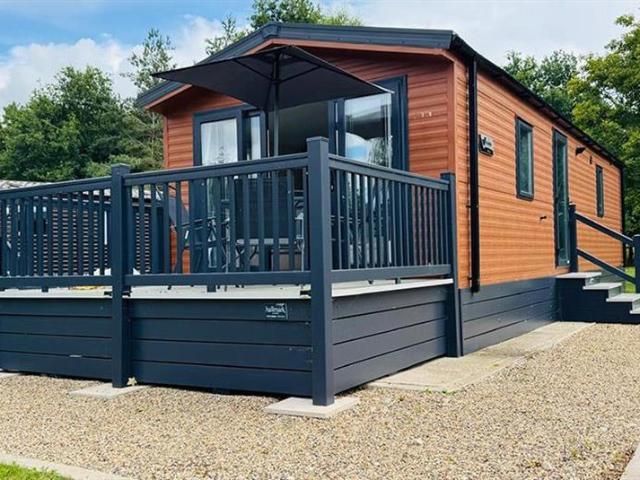 2 bedroom park home for sale