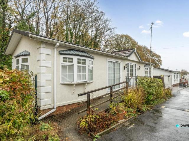 2 bedroom park home for sale