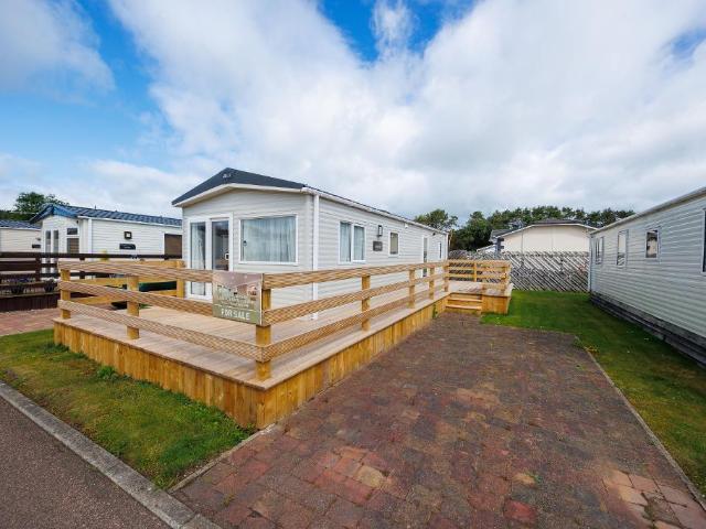 2 bedroom park home for sale