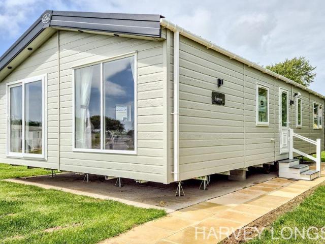 2 bedroom park home for sale