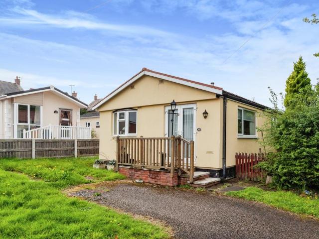 2 bedroom park home for sale